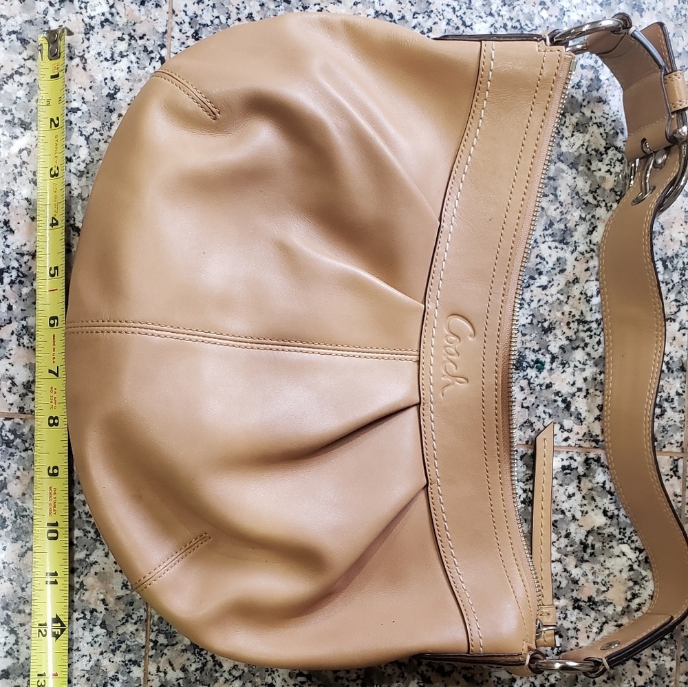 Coach Tan Leather Bag - Gem